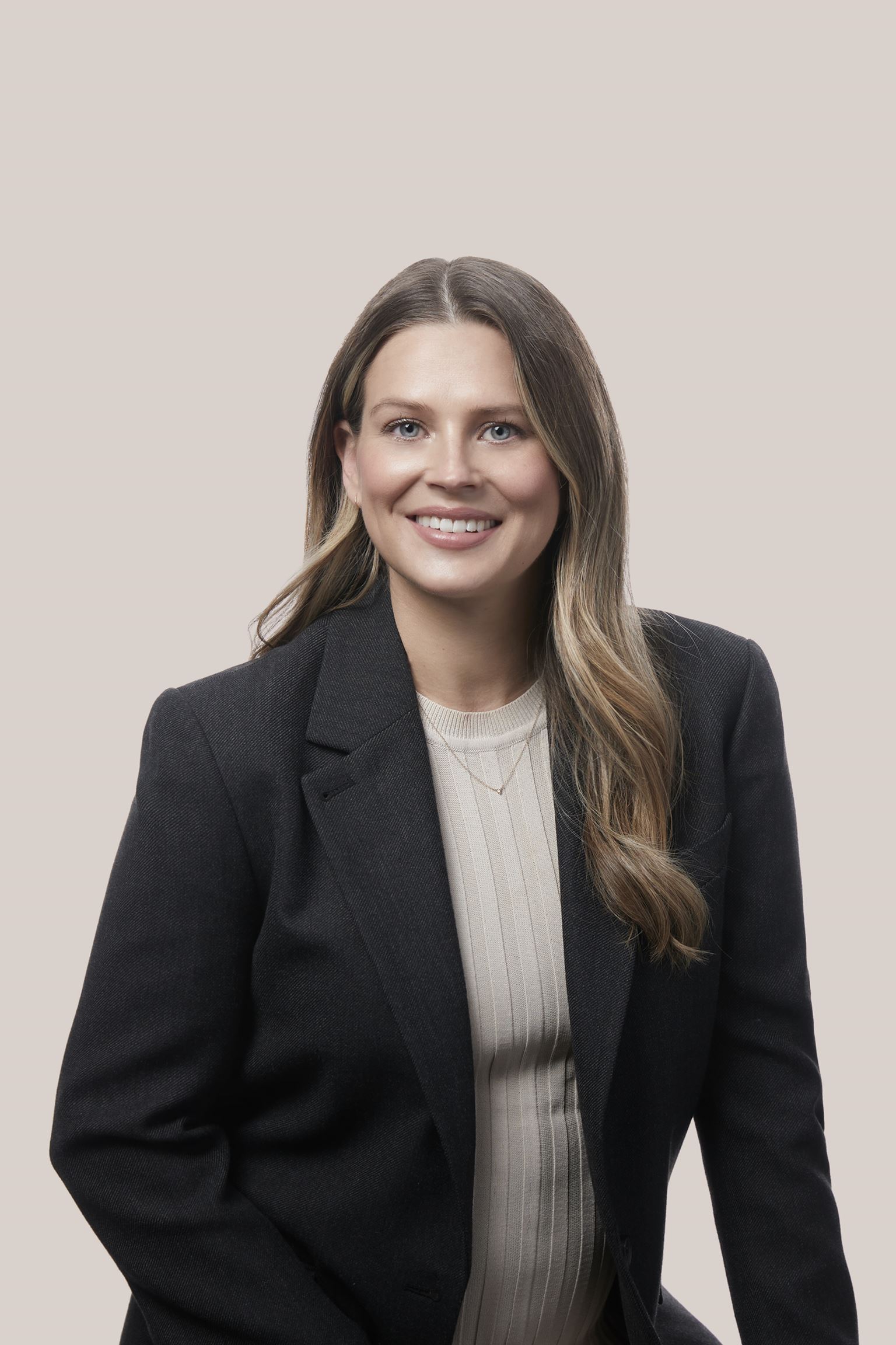 Christine Macdonald | Avocate en Marchés des capitaux à Toronto ...
