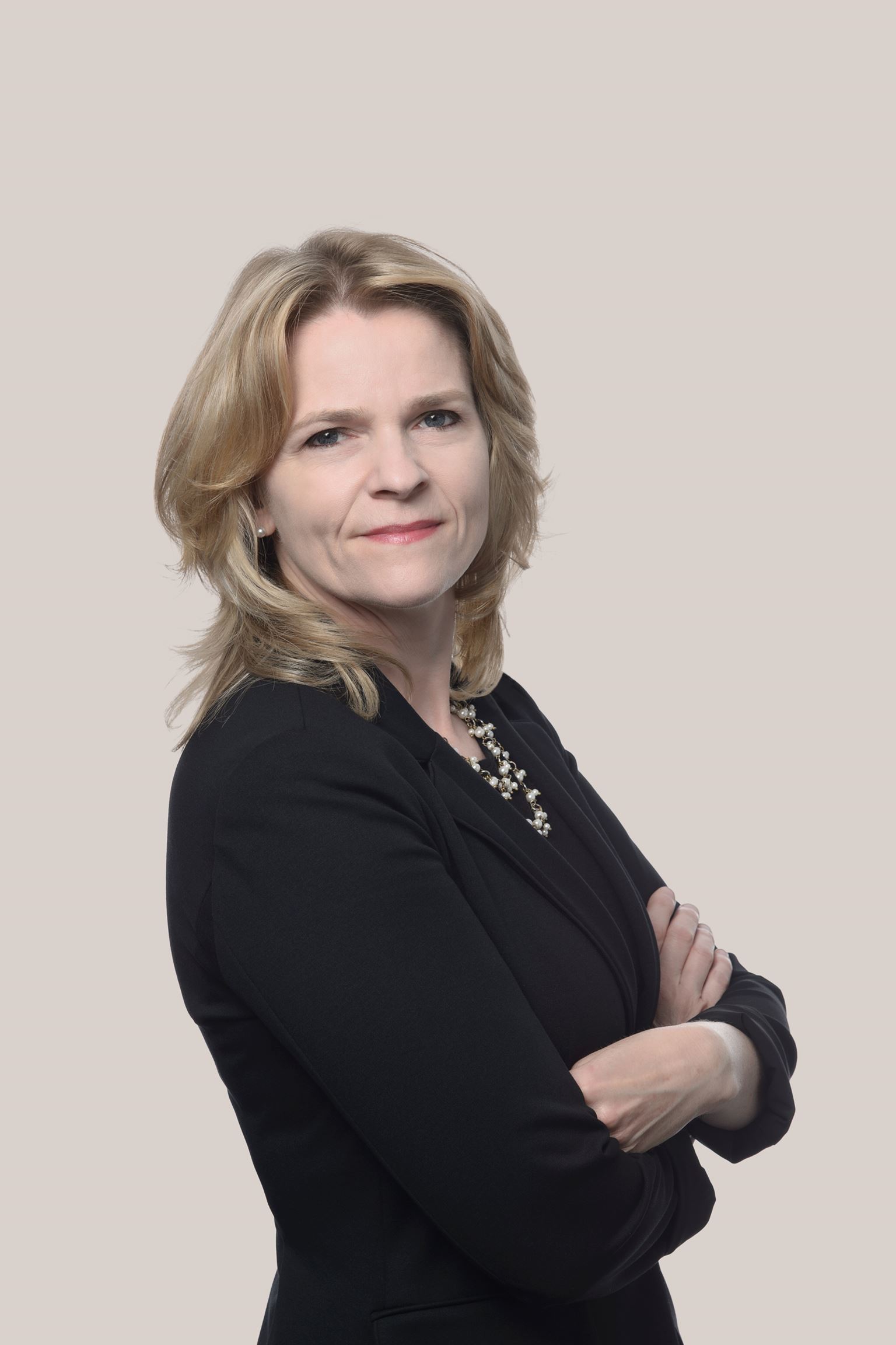 Allison MacInnis - Real Estate lawyer in Vancouver | People | Fasken